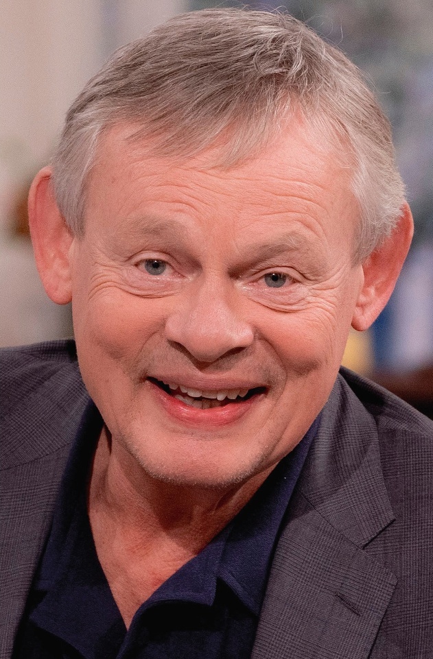 Actor Martin Clunes 60 Photos - Moonagedaydream.film