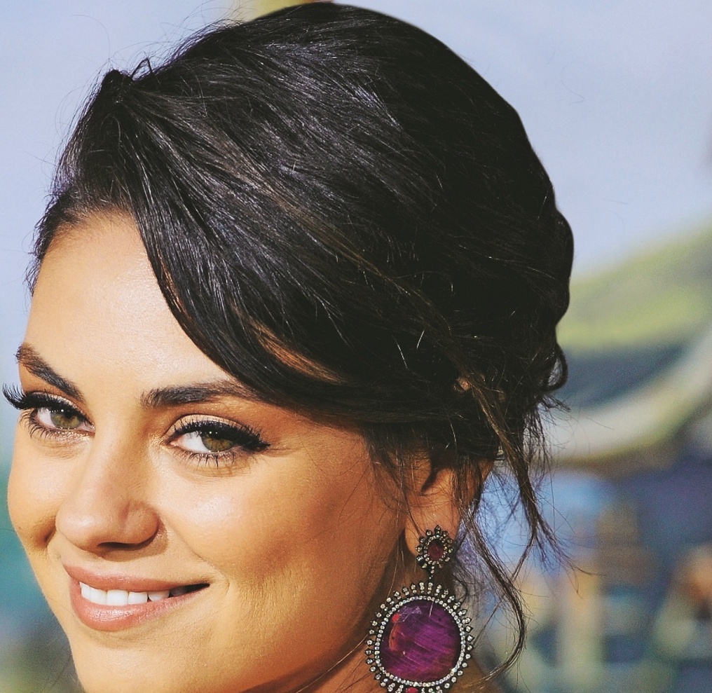 Mila Kunis Augen
