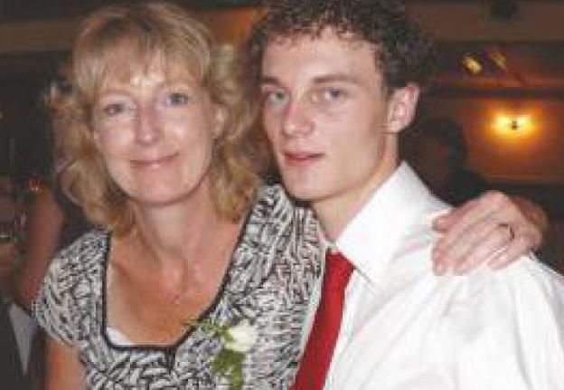 Matthew Bone's Instagram, Twitter & Facebook on IDCrawl